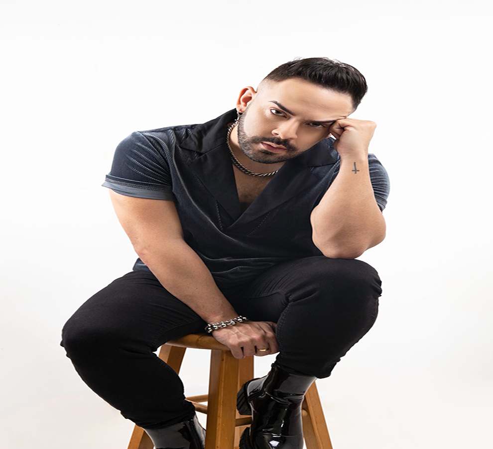 JosÉ Alfredo Se Autosatisface En Su Nuevo Sencillo “en Mis Manos” - El